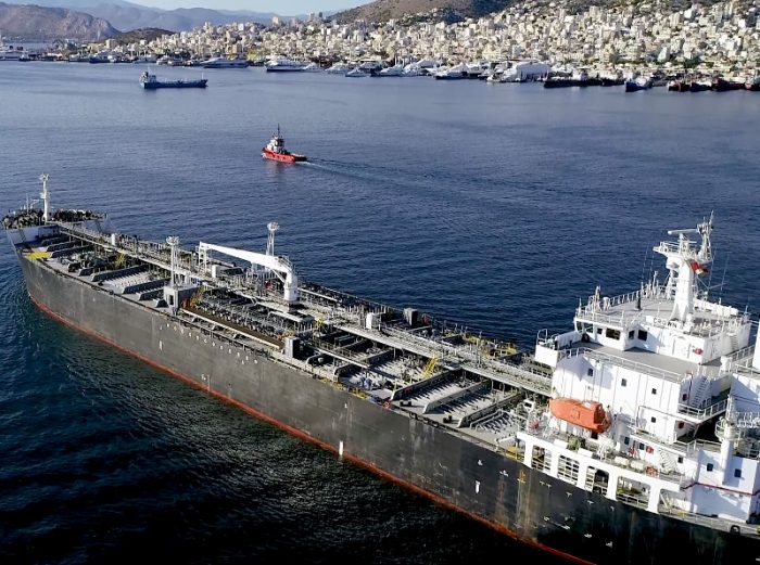 VERNICOS TUGS | Tanker Operations CROWN II